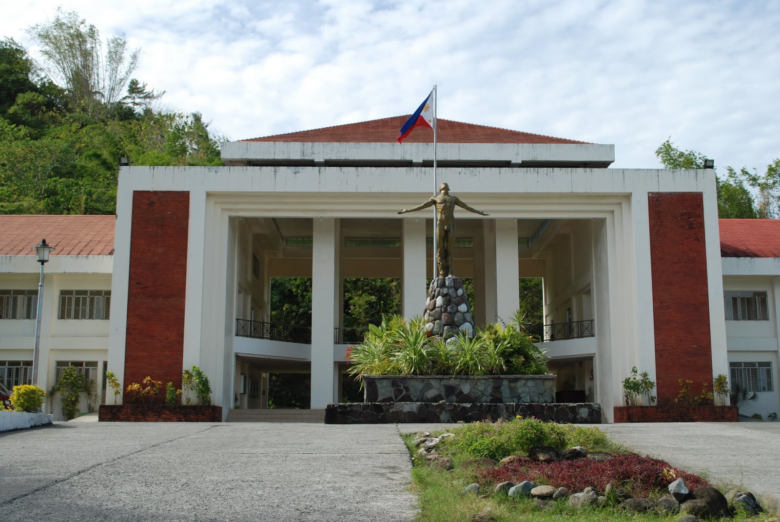 In Search Of Iloilo City: A Visit to the University of Philippines ...