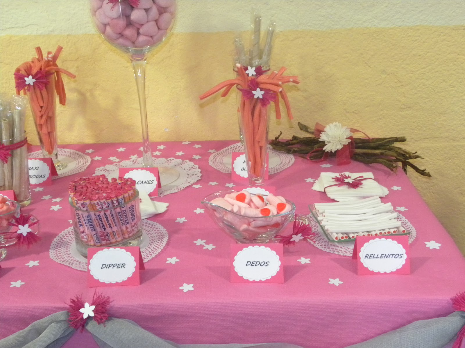 UNA CHUCHE UNA ILUSION: CANDY BAR ROSA