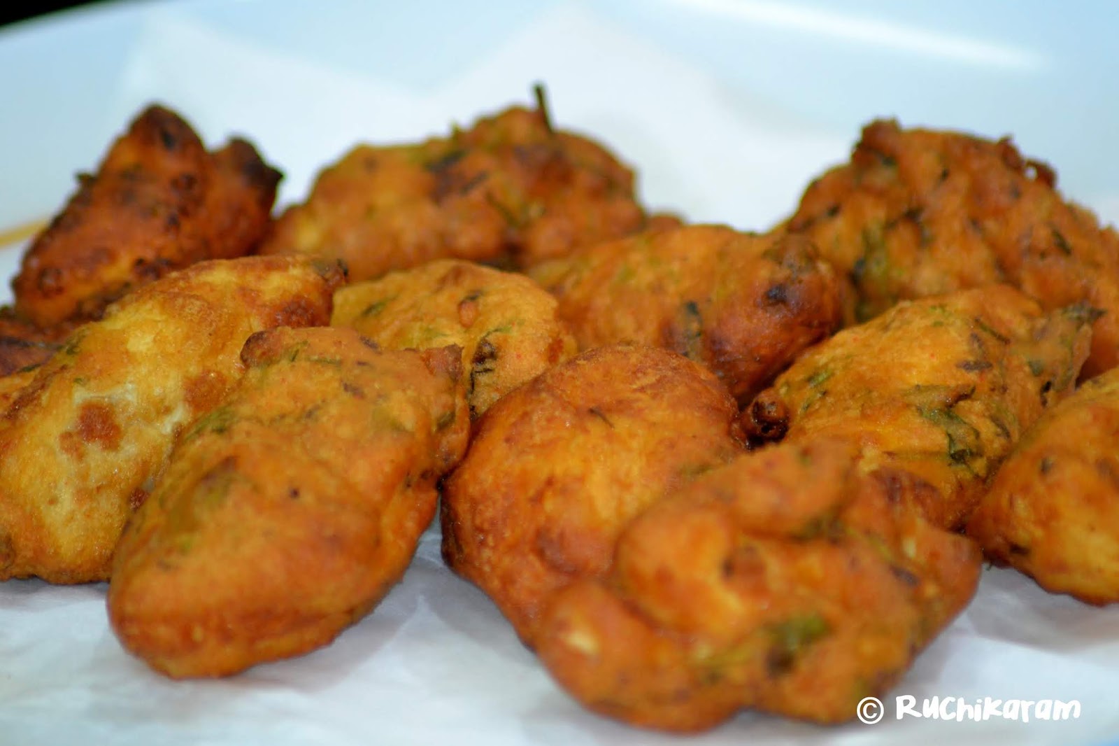 Ruchikaram: Egg Pakoda | Iftar/Nombuthura special Egg Pakoda