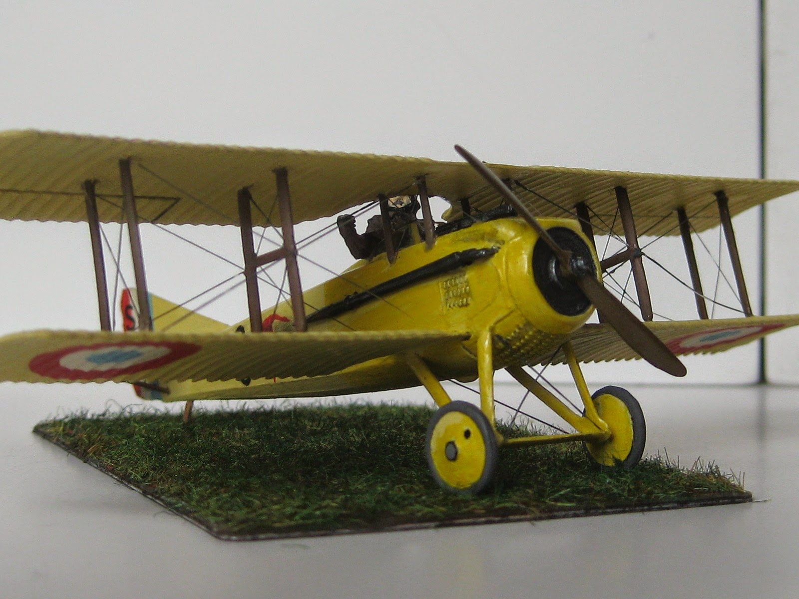 Endeavors in Plastic: Airfix SPAD VII - a kit from 1959.