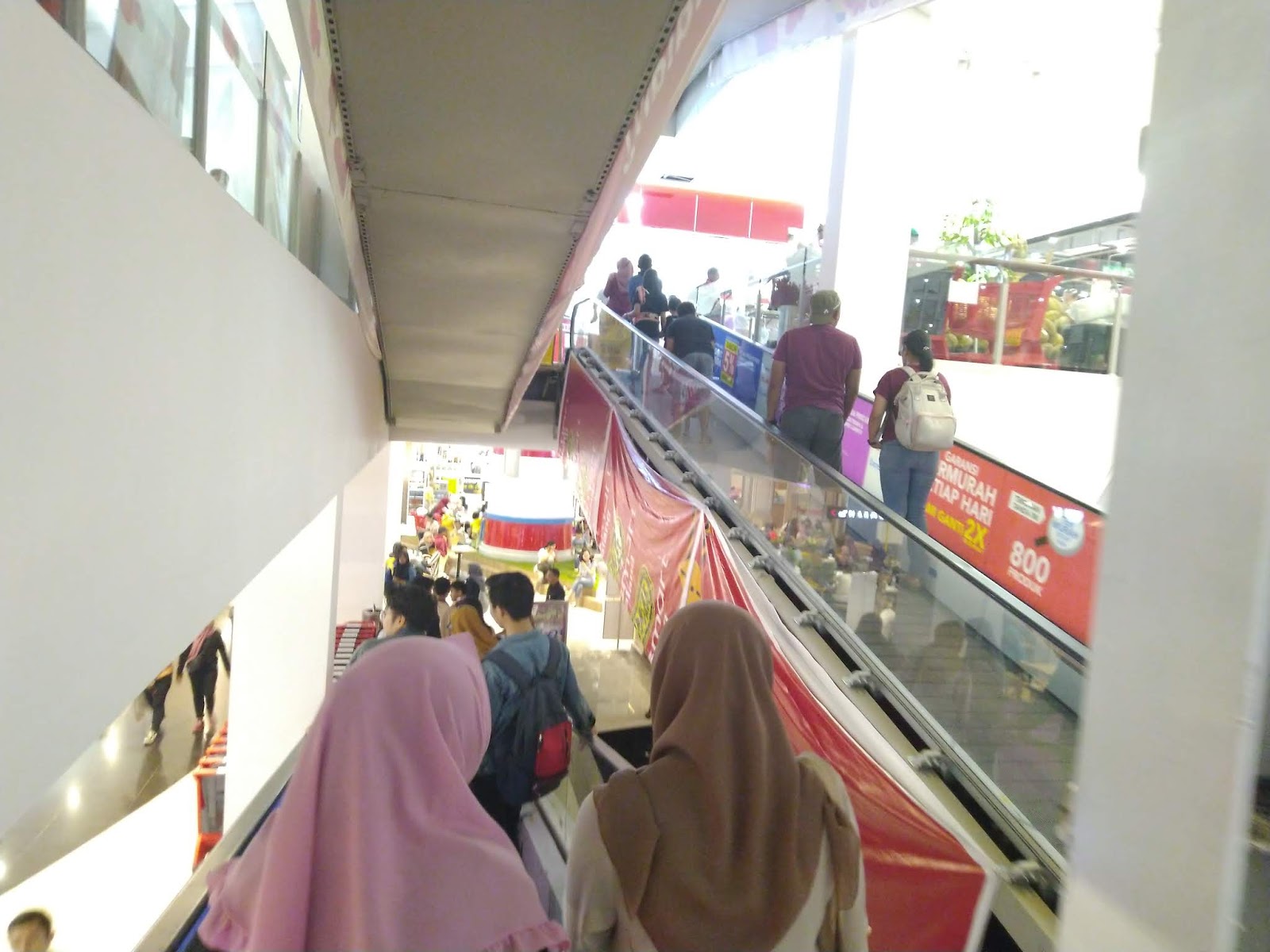 Transmart MX Mall Kota Malang - *Banjir Embun*