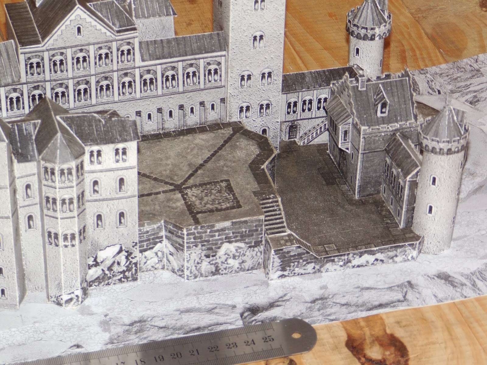 BLOG DO VÉIO ARTE EM PAPEL - PAPER MODEL E PAPER CRAFT: Neuschwanstein ...