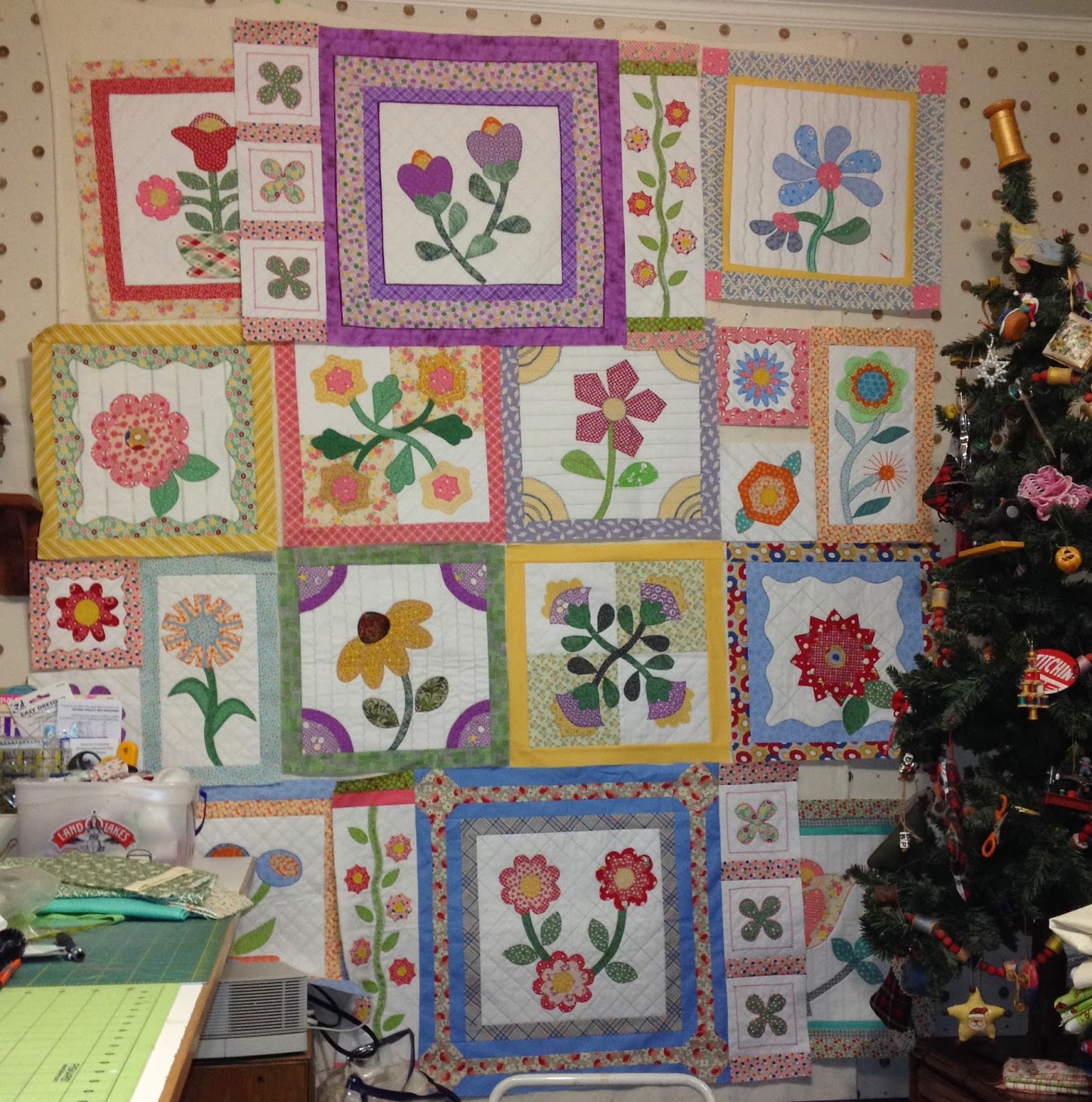 PAT QUILTZ TOO: Stitcher's Garden Layout