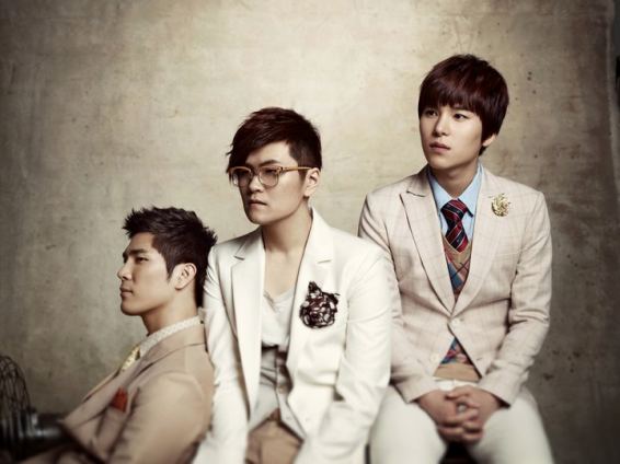 ¿Qué ídolos coreanos llaman la atención por “el sonido de su voz suave”?