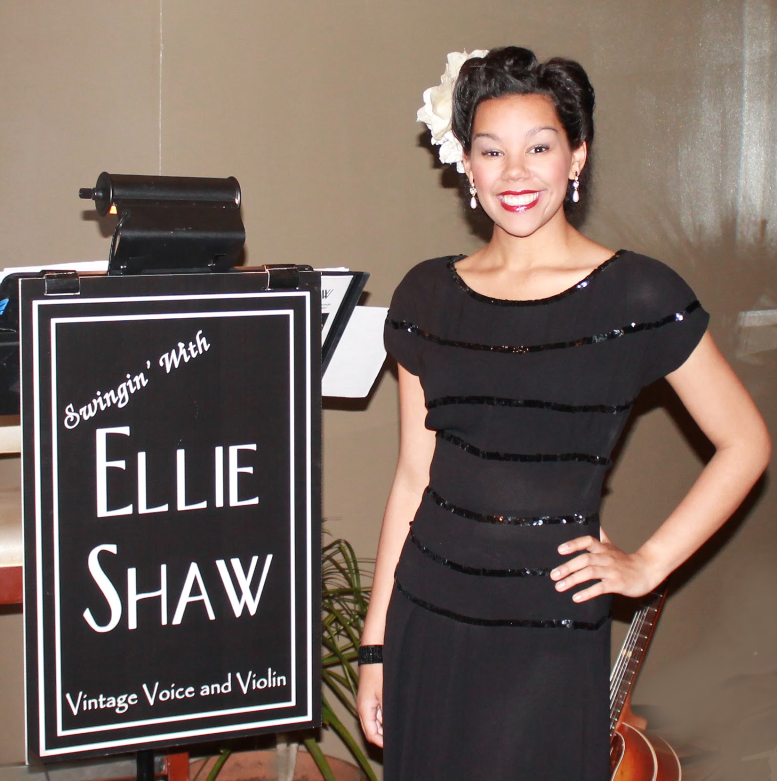 Swingin' With Ellie Shaw: photos