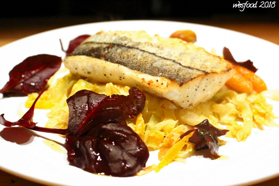 WesFood - Herr Westerhausen kocht ...: Gebratener Schellfisch mit Spitzkohl