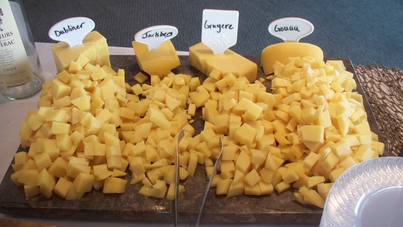 Fish and the Sauce: Commodore's Cocktail Party Food Porn