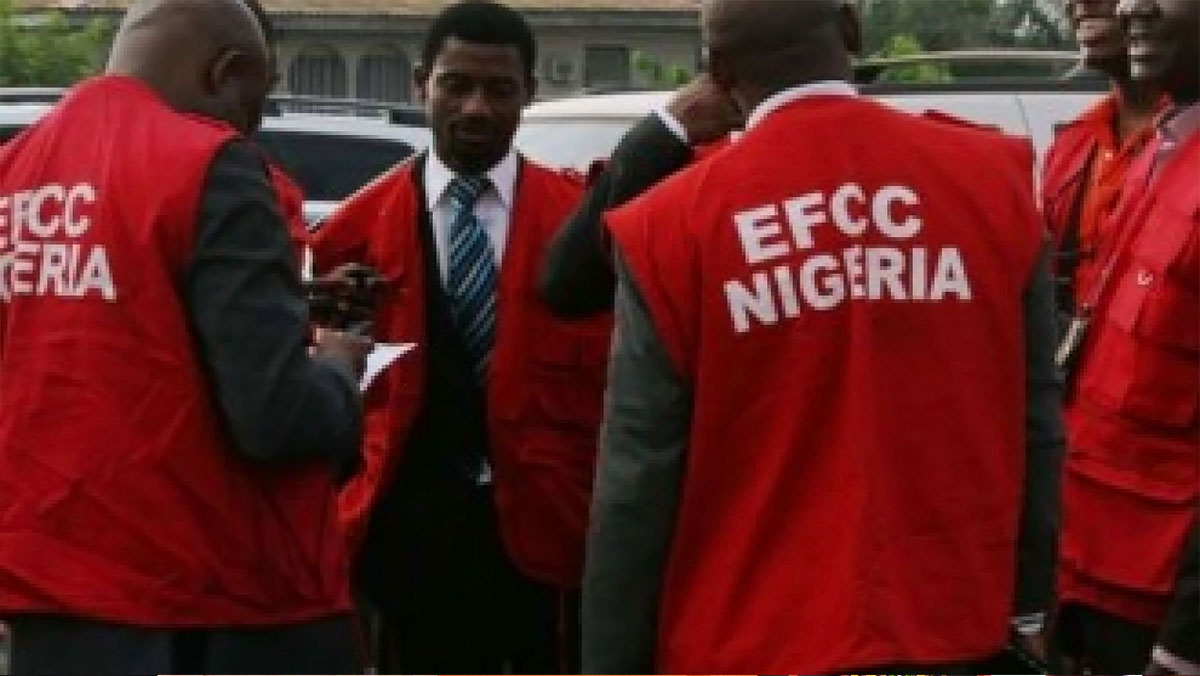 EFCC arrests 32 suspected Yahoo-boys in Ogun | Nigerian News, Latest ...
