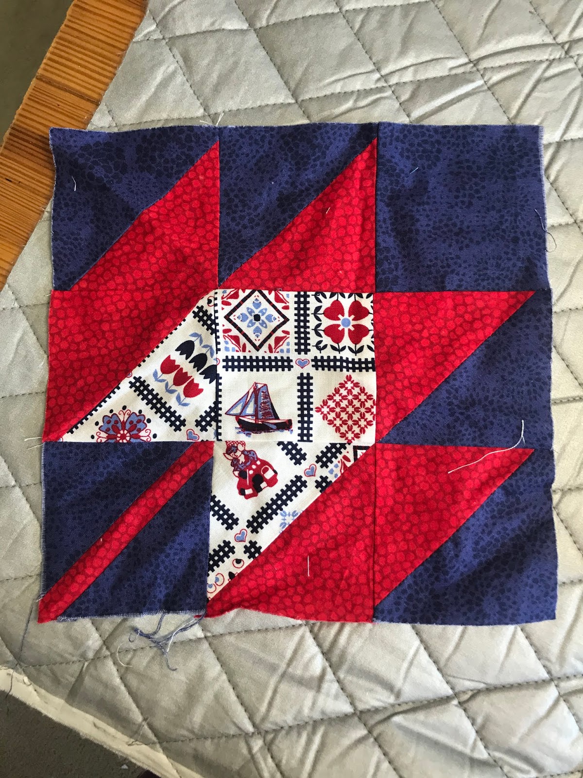 de Jong Dream House: Quilt #111 :: Dutch Canuck Quilt