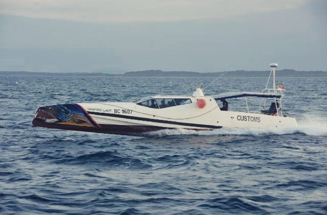 BC Kepri Pamerkan Kapal Patroli Super Cepat ~ Indonesia Teknologi