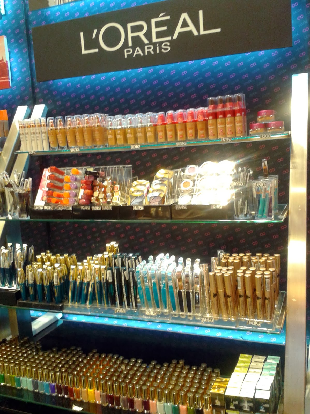 our beauty bag ::: De paseo por Farmacity Look!