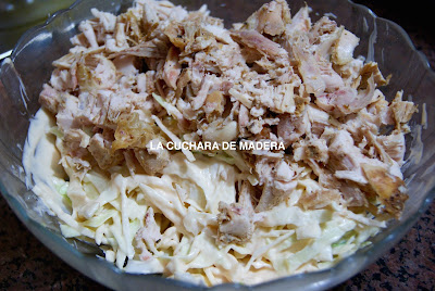 LA CUCHARA DE MADERA: ENSALADA DE COL Y POLLO