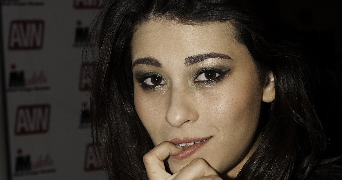 (Video) Raven Rocket Talks Music and More with Us at AVN Expo 2016 ...