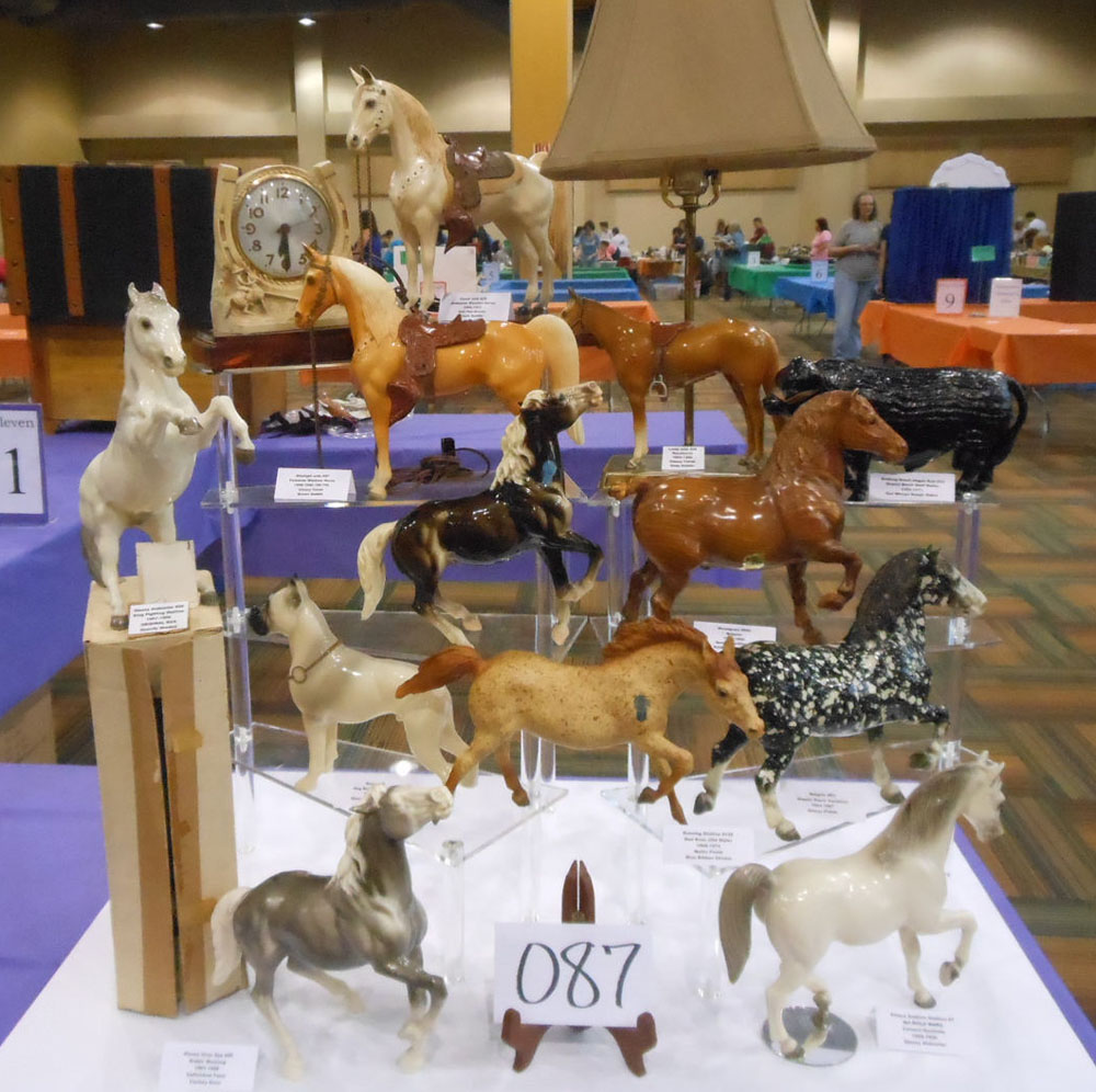 Model Horse Collectibility: May 2017