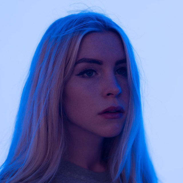 Folk & Indie: SHY Martin