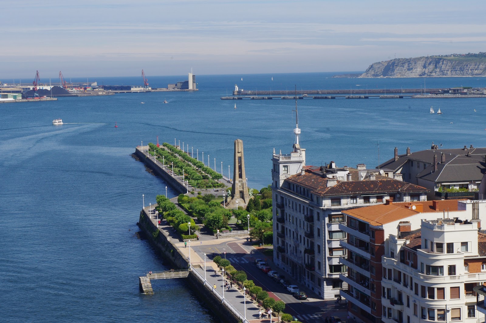 I Want to Travel the World