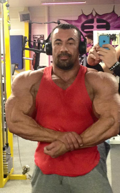 world bodybuilders pictures: Francisy bodybuilder Peter Potepa