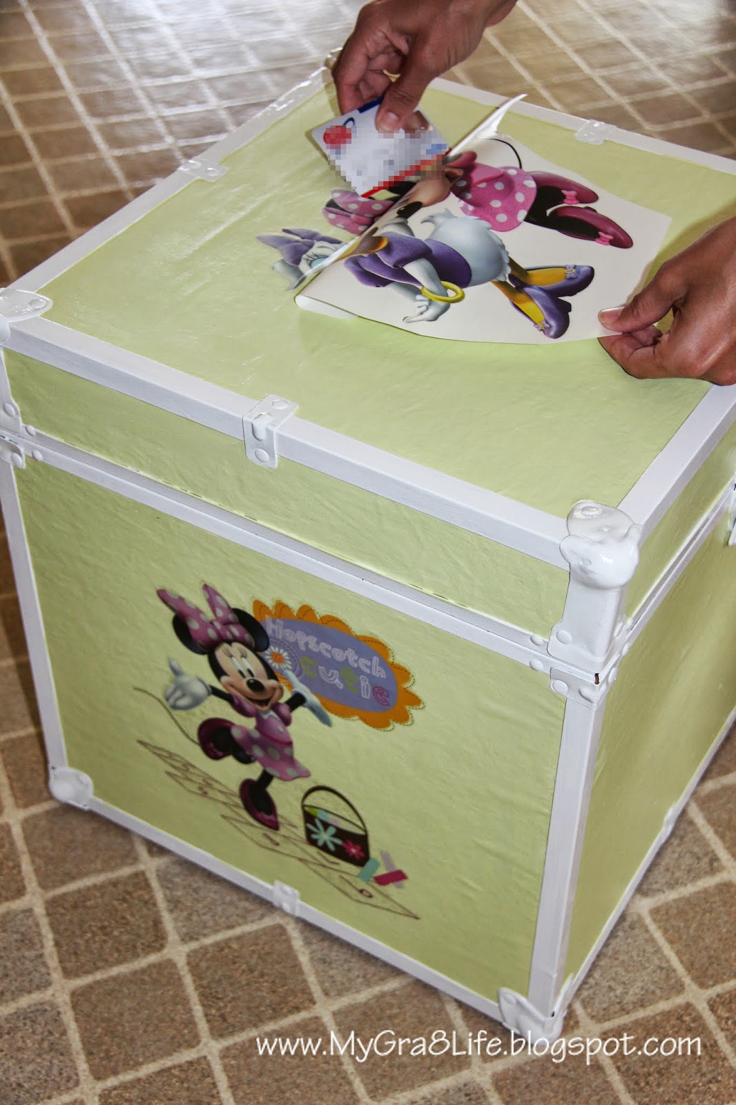 My Gra 8 Life: Refinished Toy Boxes with Minnie Mouse and Toy Story ...