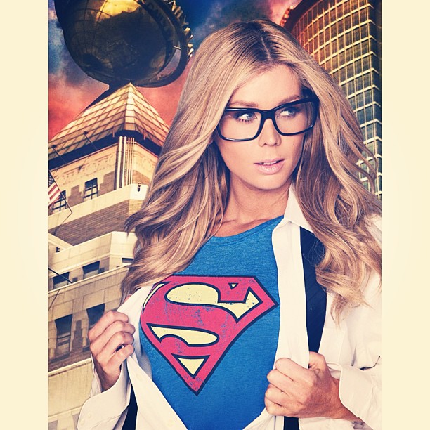 SHE - Super Heroines Everywhere: supergirl transformation 012