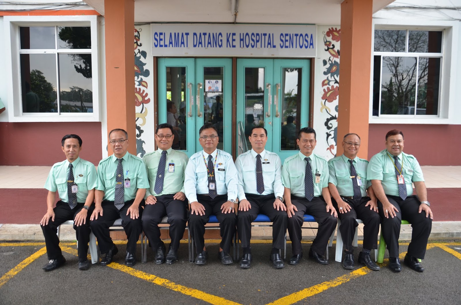M2 Hospital Sentosa Kuching: Sesi Bergambar Sempena "Hari Pembantu ...