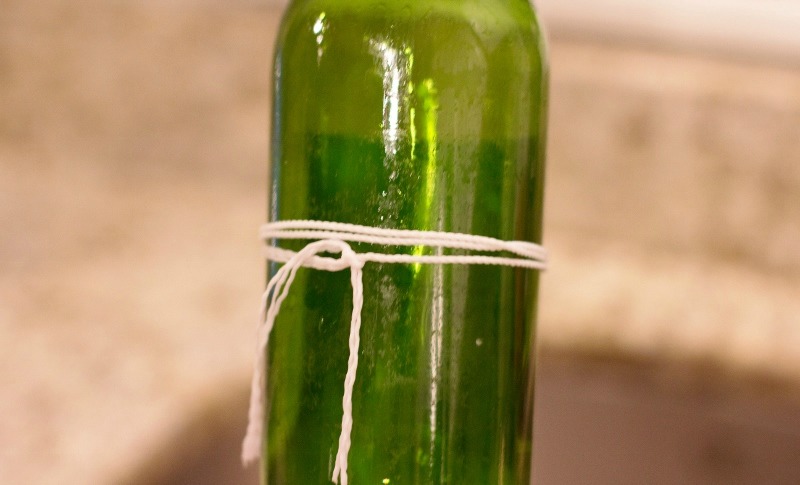 MY DAILY PICTURES: HOW TO CUT A WINE BOTTLE