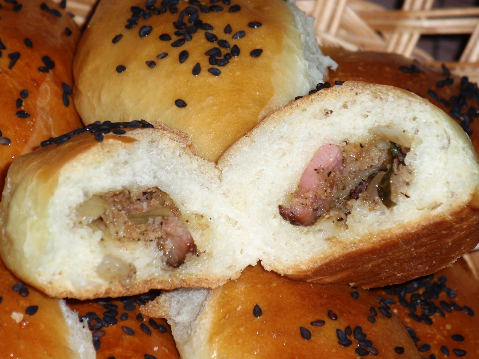 Editos gardumynai: Bandelės su rūkyta šonine