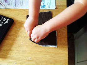 An Ordinary Life : Nursery Rhyme Craft: Birdy Finger Puppets