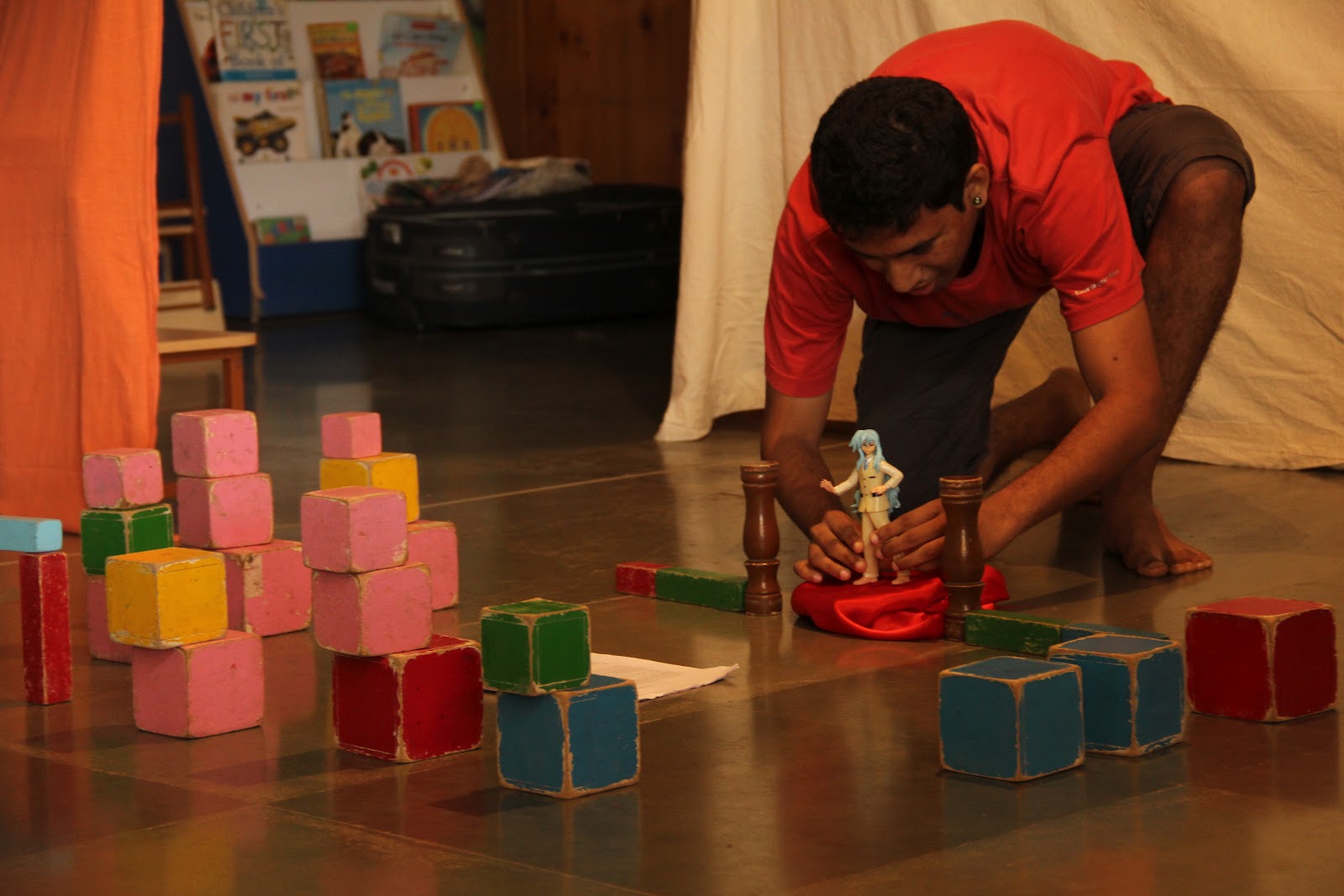Gillo: Object Theatre Workshop by Choiti Ghosh