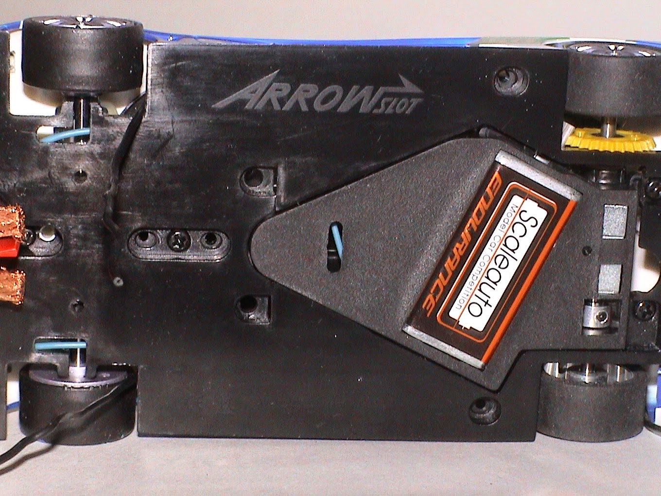 Slot - Outra Dimensão: Arrow Slot - O primeiro Saleen decorado