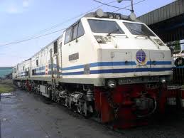RAILFANS SEJATI: Lokomotif CC 201 ala CC 203