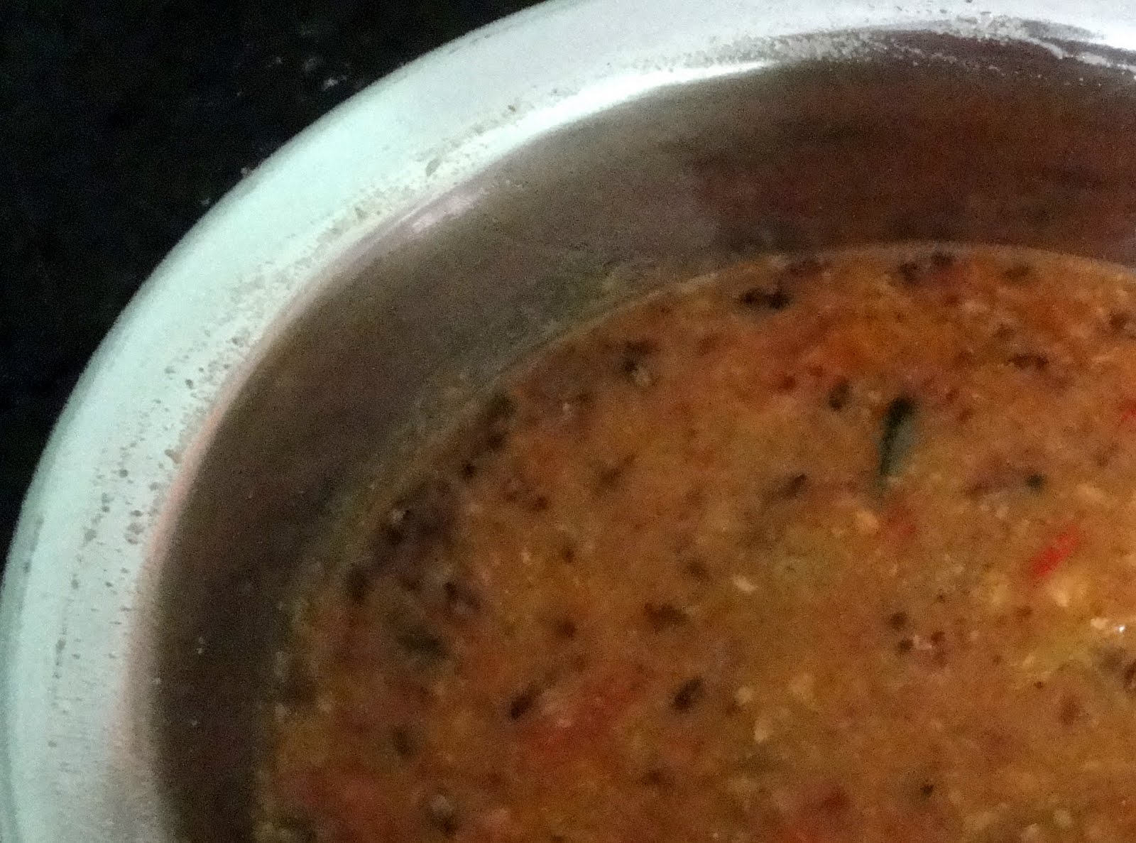 Pudalangai arachu vita kozhambu/Snake guard sambhar.