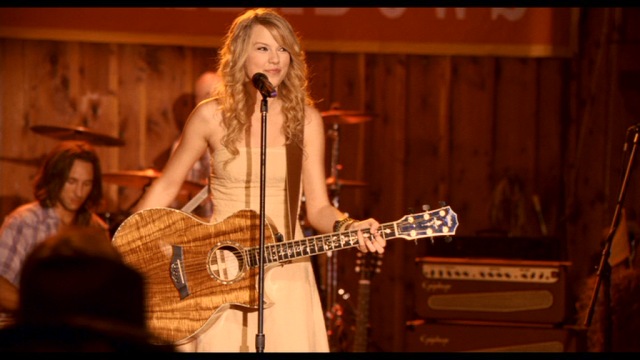 Shameless Pile of Stuff: Movie Review: Hannah Montana The Movie