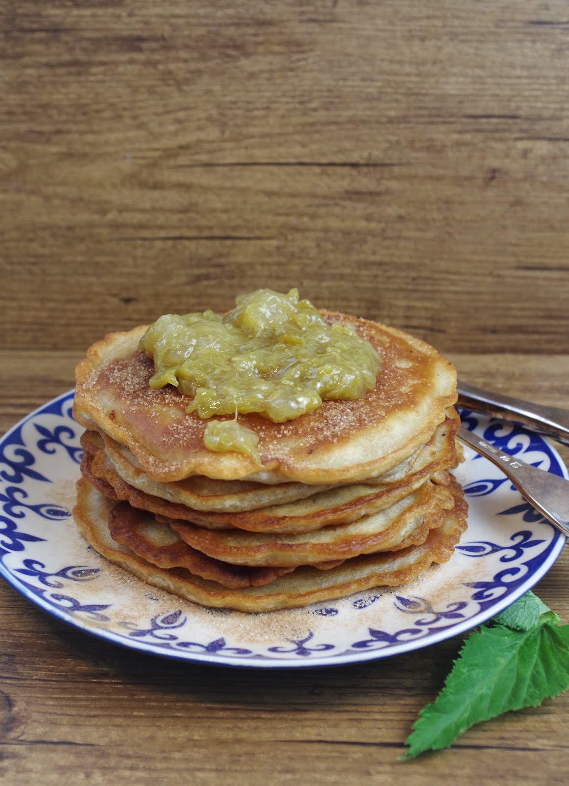 Island-Fan Kochbuch: Rabarbara og hvönn í mauki