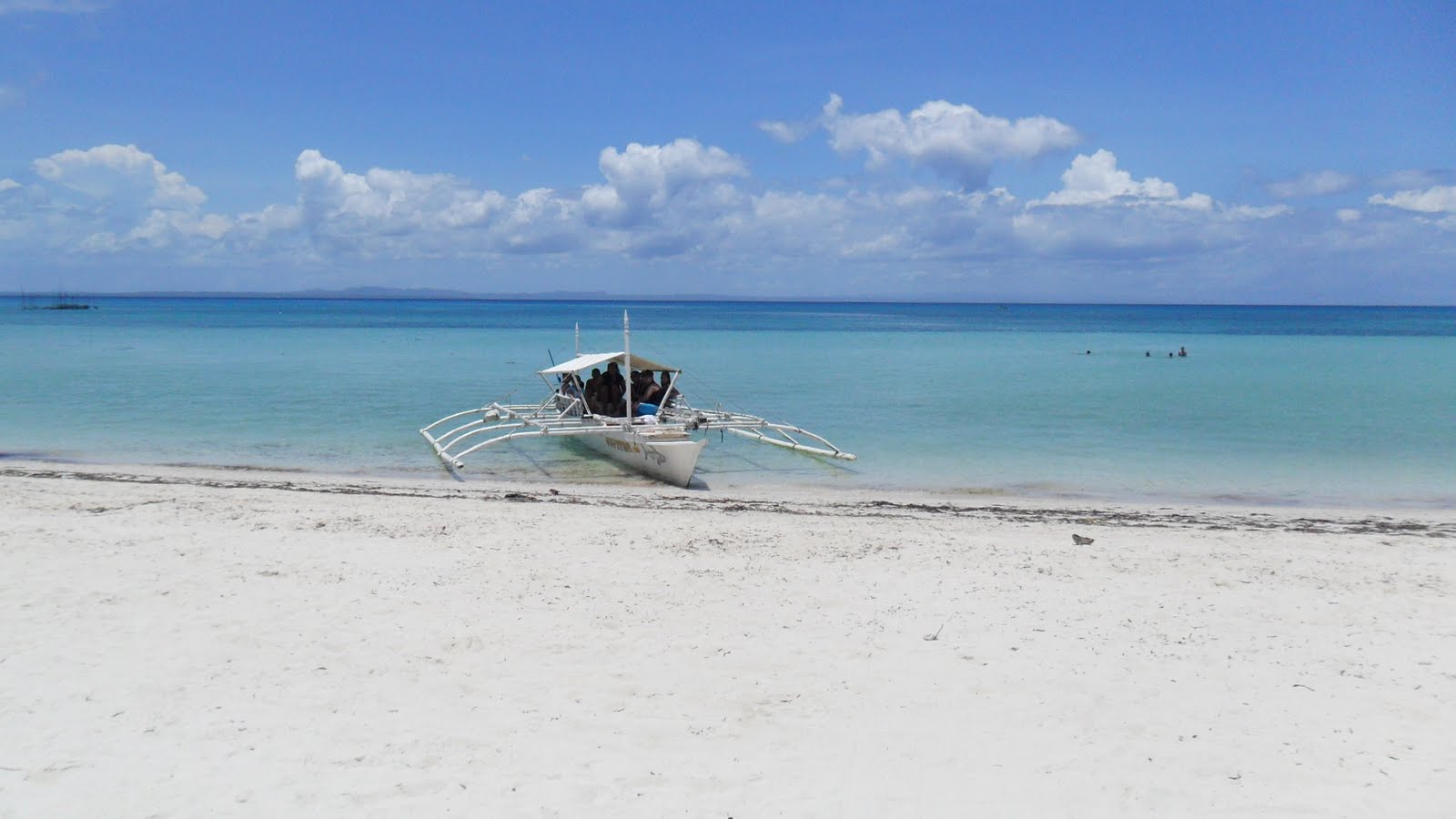 Sugar Beach Resort - Sta Fe Bantayan Island