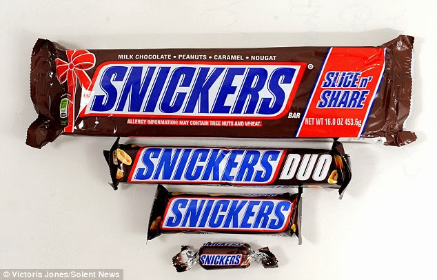 World's biggest Snickers bar is 10 inches long and contains 2,000 ...