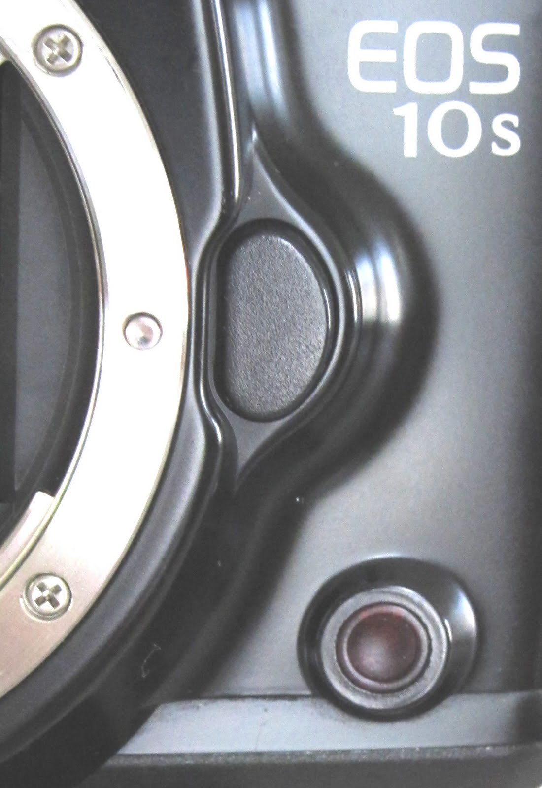 The Chens: The User’s Review: Canon EOS 10s (10, 10 QD), released in 1990