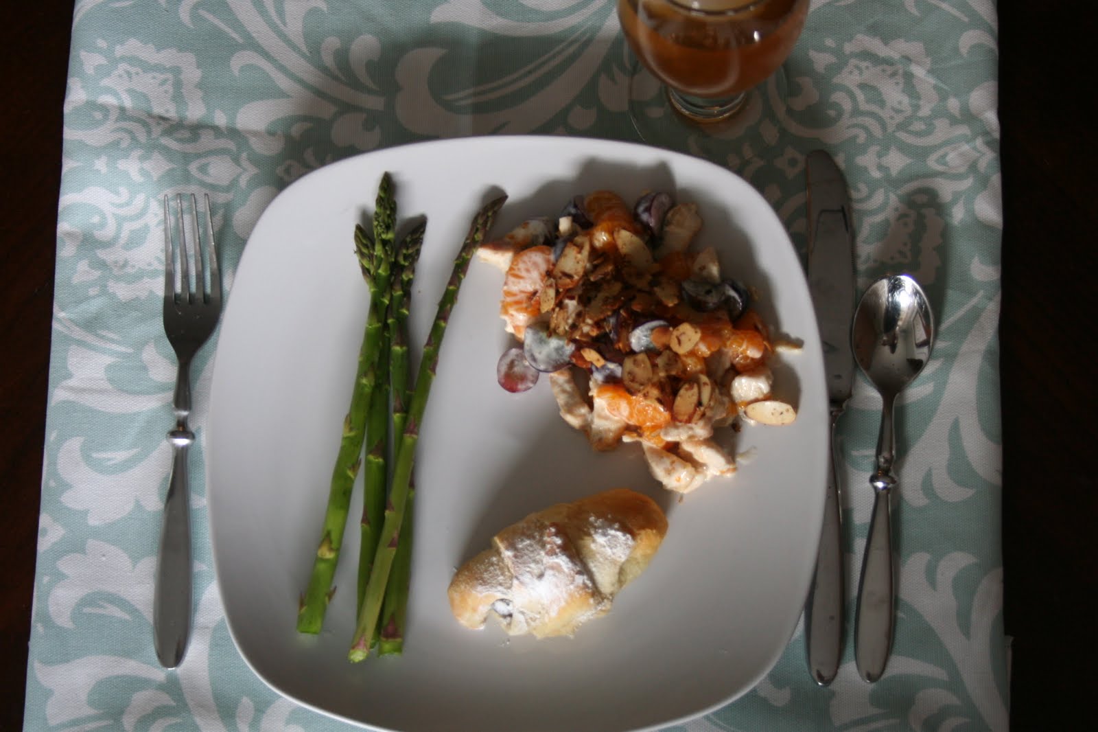 Easy Spring/Summer Chicken Fruit Salad Dinner {recipe}