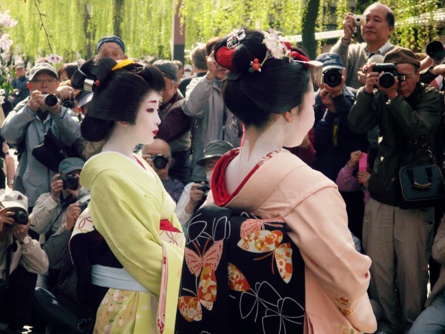 stylishimoto: Geisha, Geiko or Maiko? What's the difference?