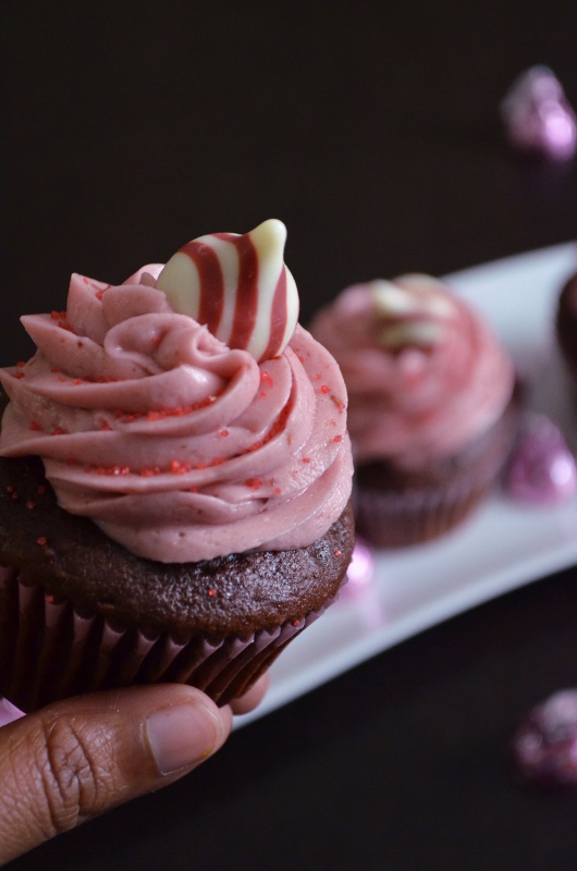 For the Love of Dessert: Chocolate Raspberry Hugs Cupcakes