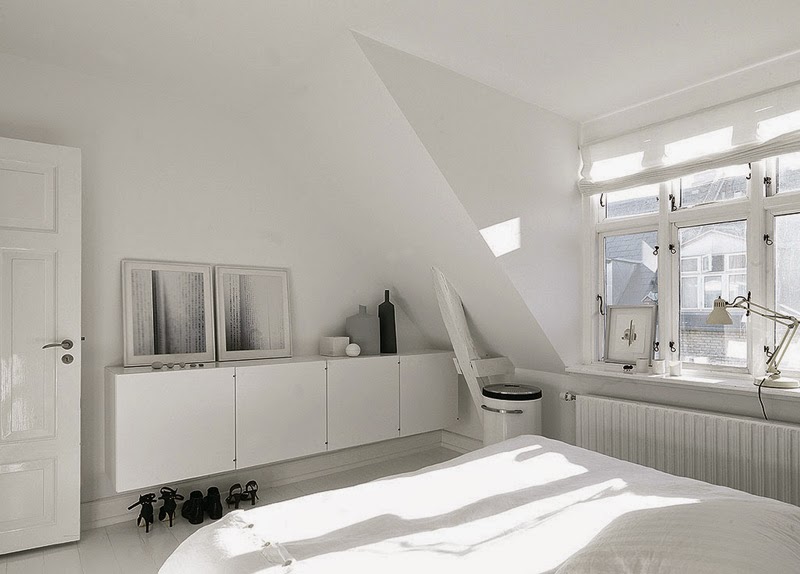 my scandinavian home: A striking black and white Danish home