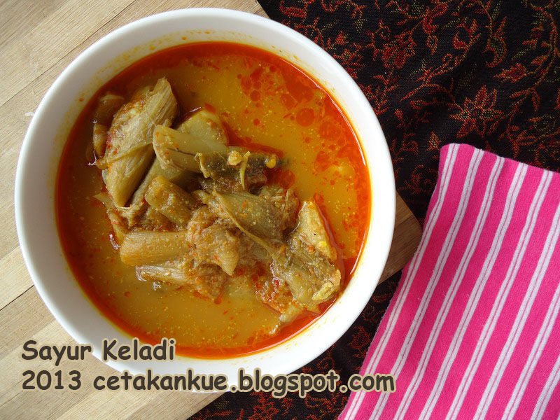 cetakan kue: Sayur Keladi