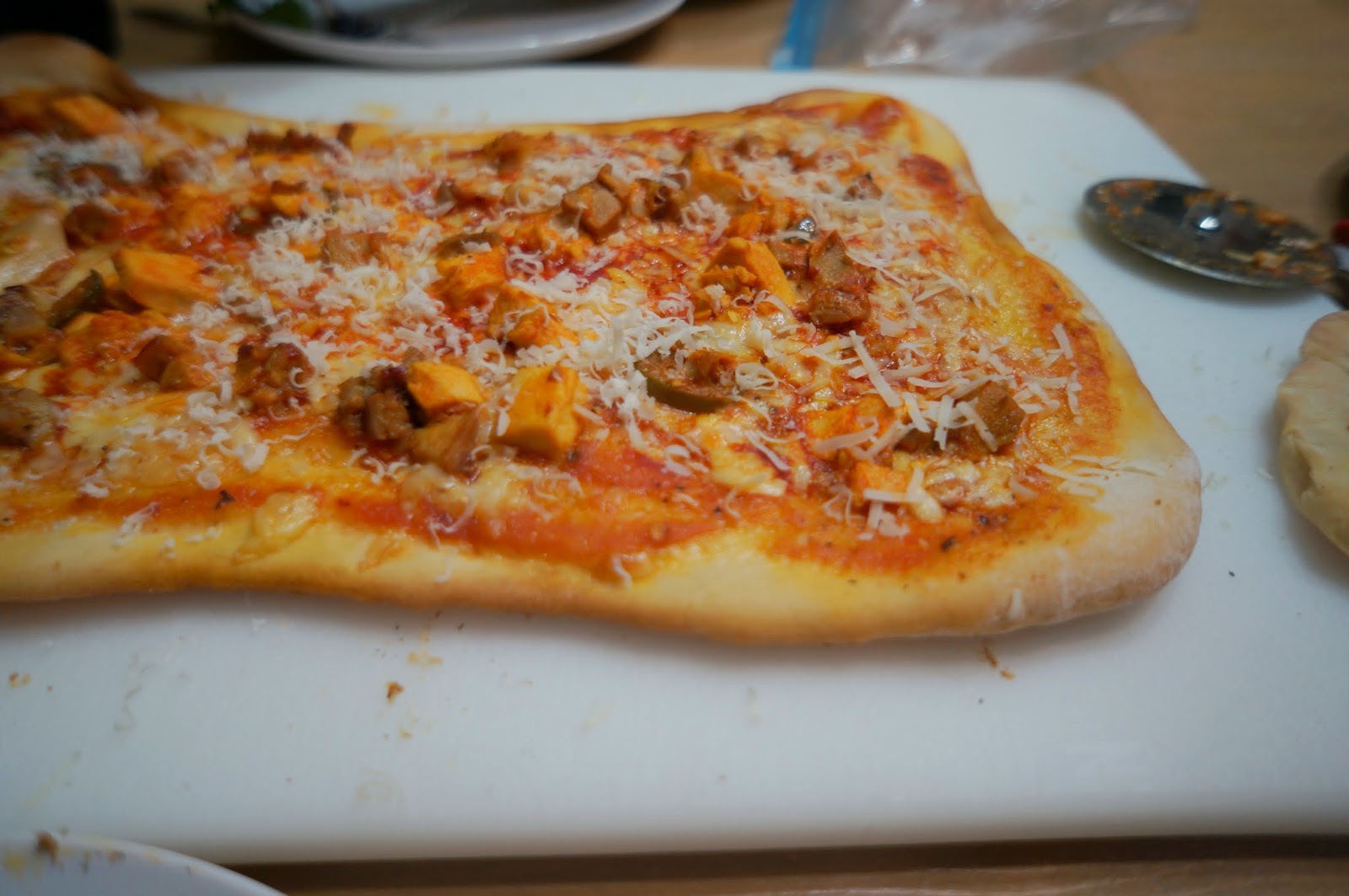 What I Ate: Buffalo Turkey Pizza