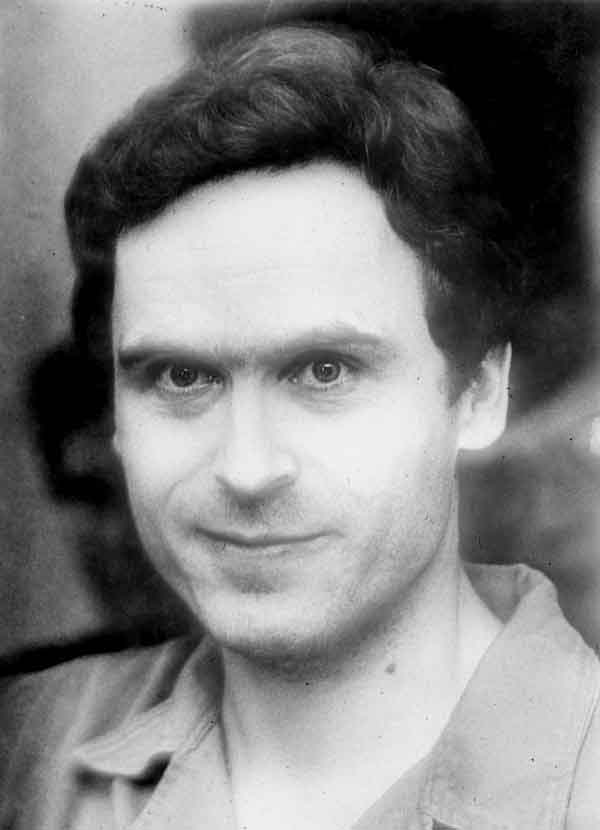 Ted Bundy - O charmoso assassino de mulheres ~ PlanetaPsicótico
