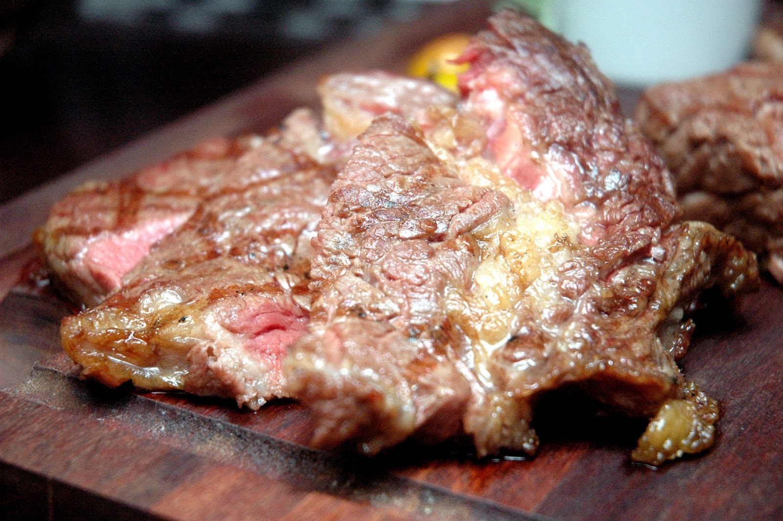 DUDE FOR FOOD: Carnivorous Journeys at Raging Bull Chophouse and Bar