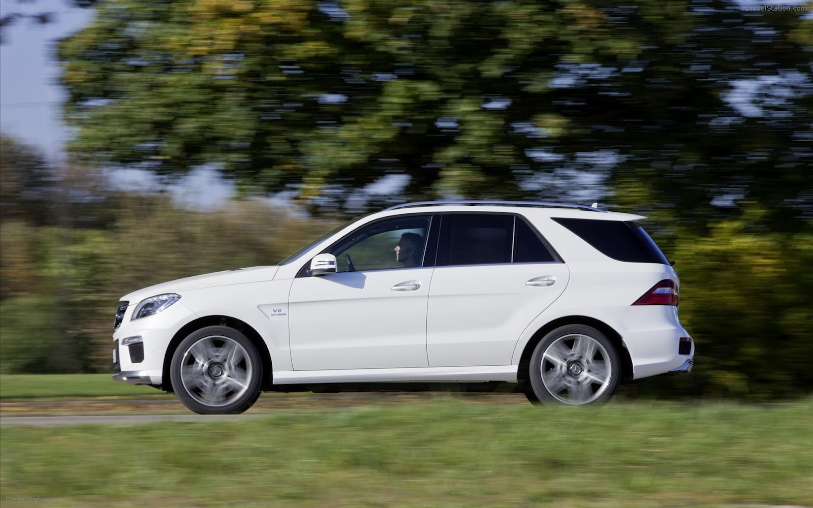 Mercedes-Benz ML 63 AMG ~ Weekly Car Reviews