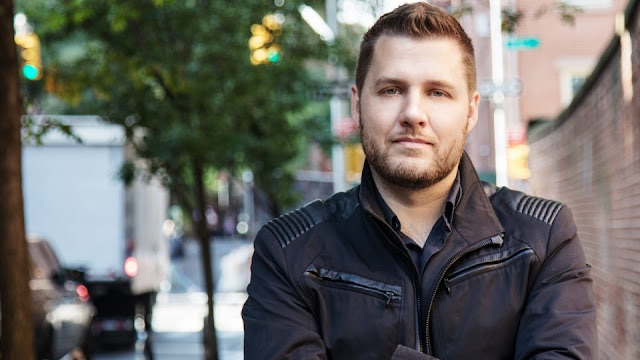 Mark Manson: A „Lesz*rom” rafinált művészete || A tökéletes élet ...