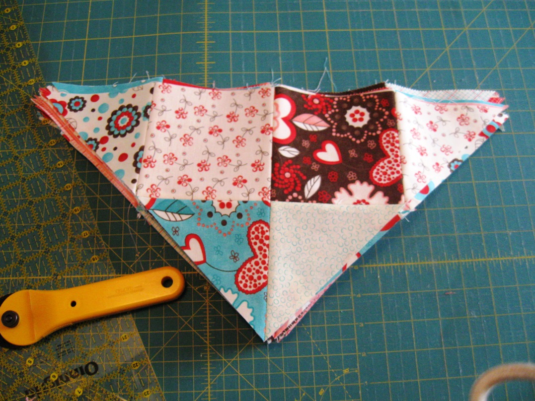 Happy Quilting: Disappearing 16 Patch Tutorial