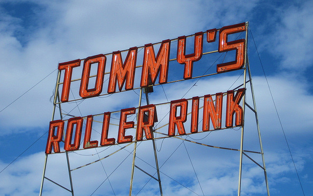 Hung Up On Retro: Roller Skating Rinks and Signs