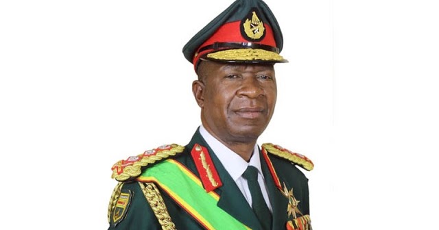 NewsdzeZimbabwe: GEN SIBANDA HELPED ED TO ESCAPE : CHIWENGA