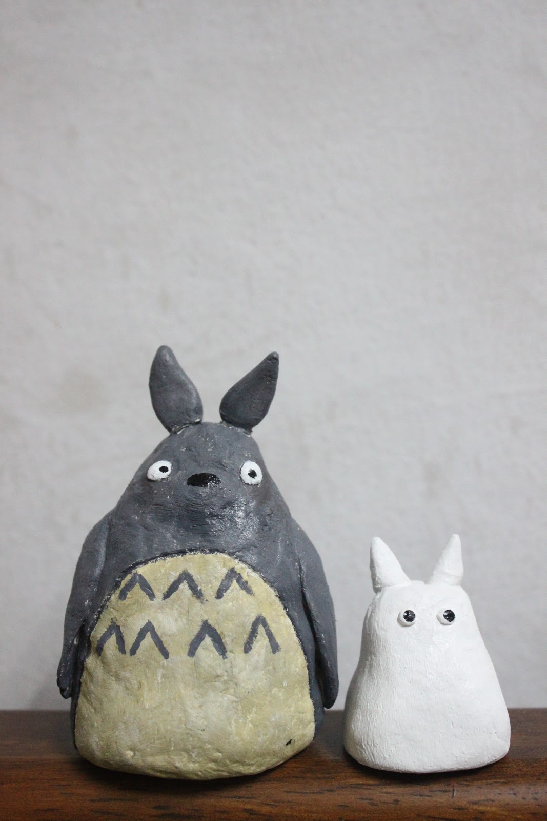 Bonjour les gens: Totoro and Chibi (paper clay sculpture)